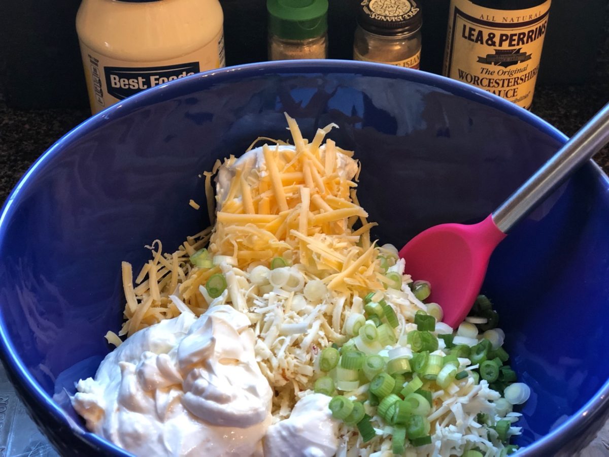 Cheddar Cheese Toast with Cream Cheese Dip Recipe